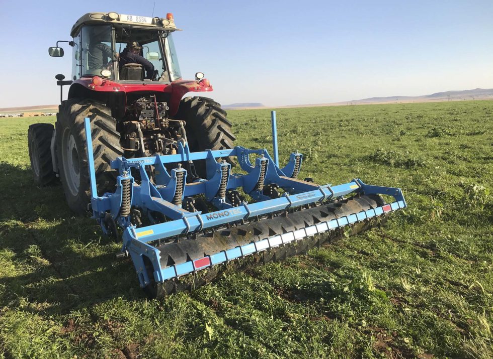 Grassland Subsoiler | Carrotech